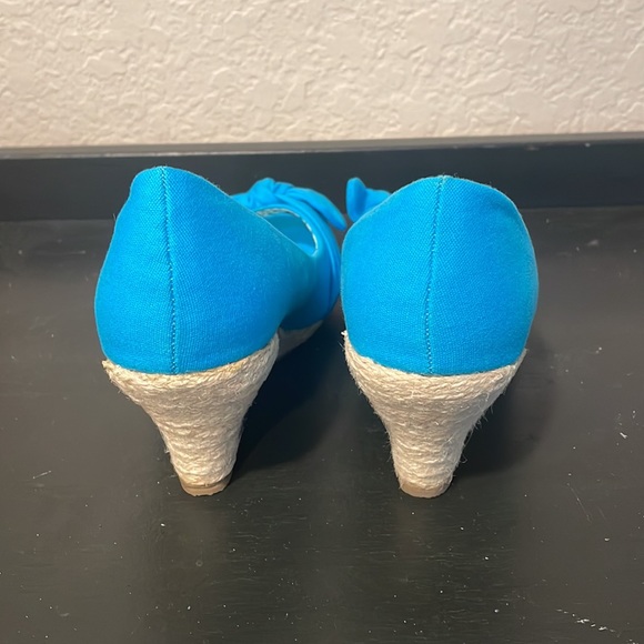 Misbehave | Shoes | Womens Wedge Shoes With A Peekaboo Toe In Size 65 ...